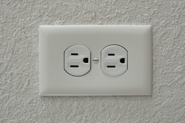 Jamaica Power Outlets (Is a Travel Adapter Needed?)